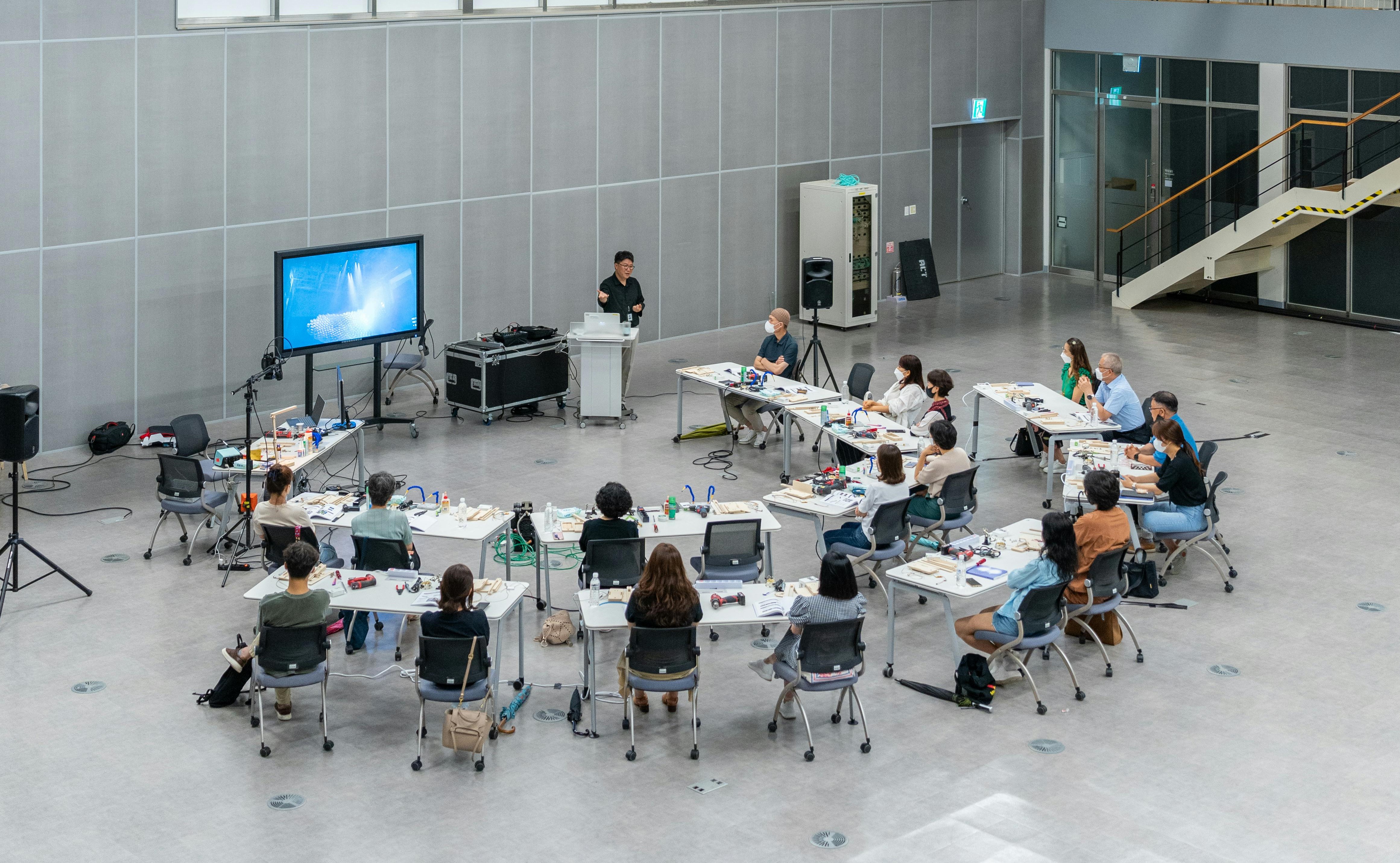 JobPinnacle Tech Solutions | Leading Training and Placement Institute